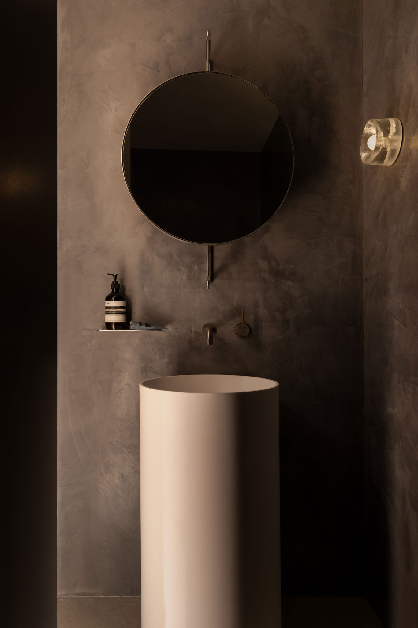Douglas House | Cera Stribley